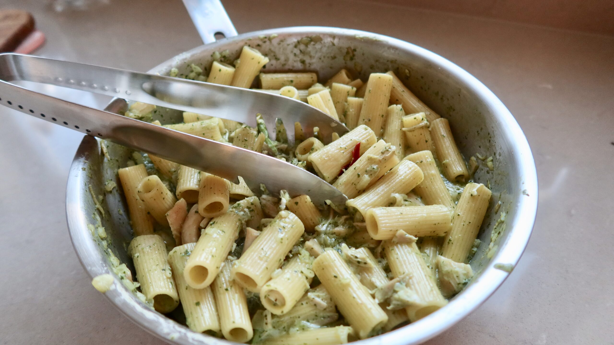 Basilika och kyckling – Stina Wallentin